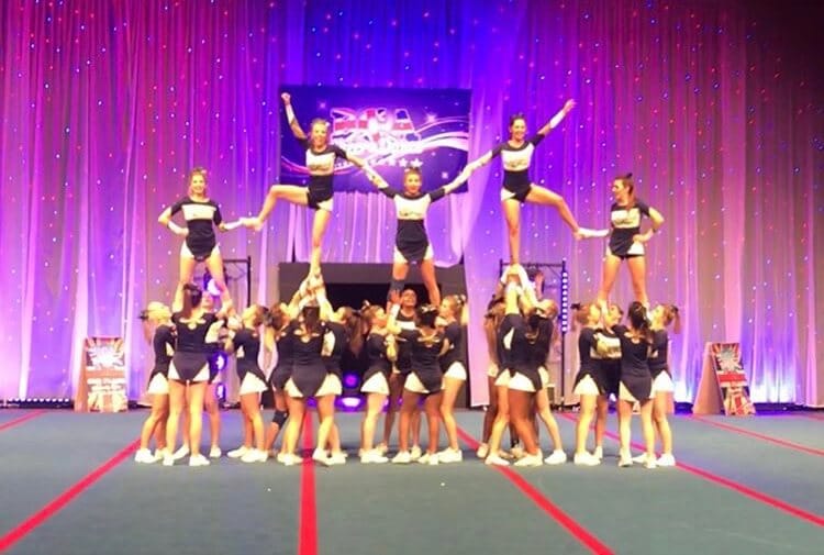 Cheer Stunt - UEA+Sport